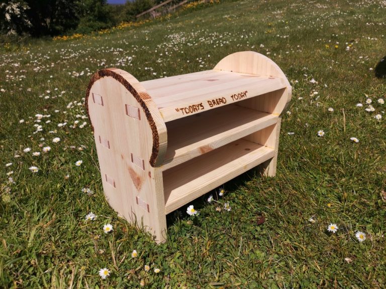 Construction Studies & Woodwork Projects – Hazelwood College